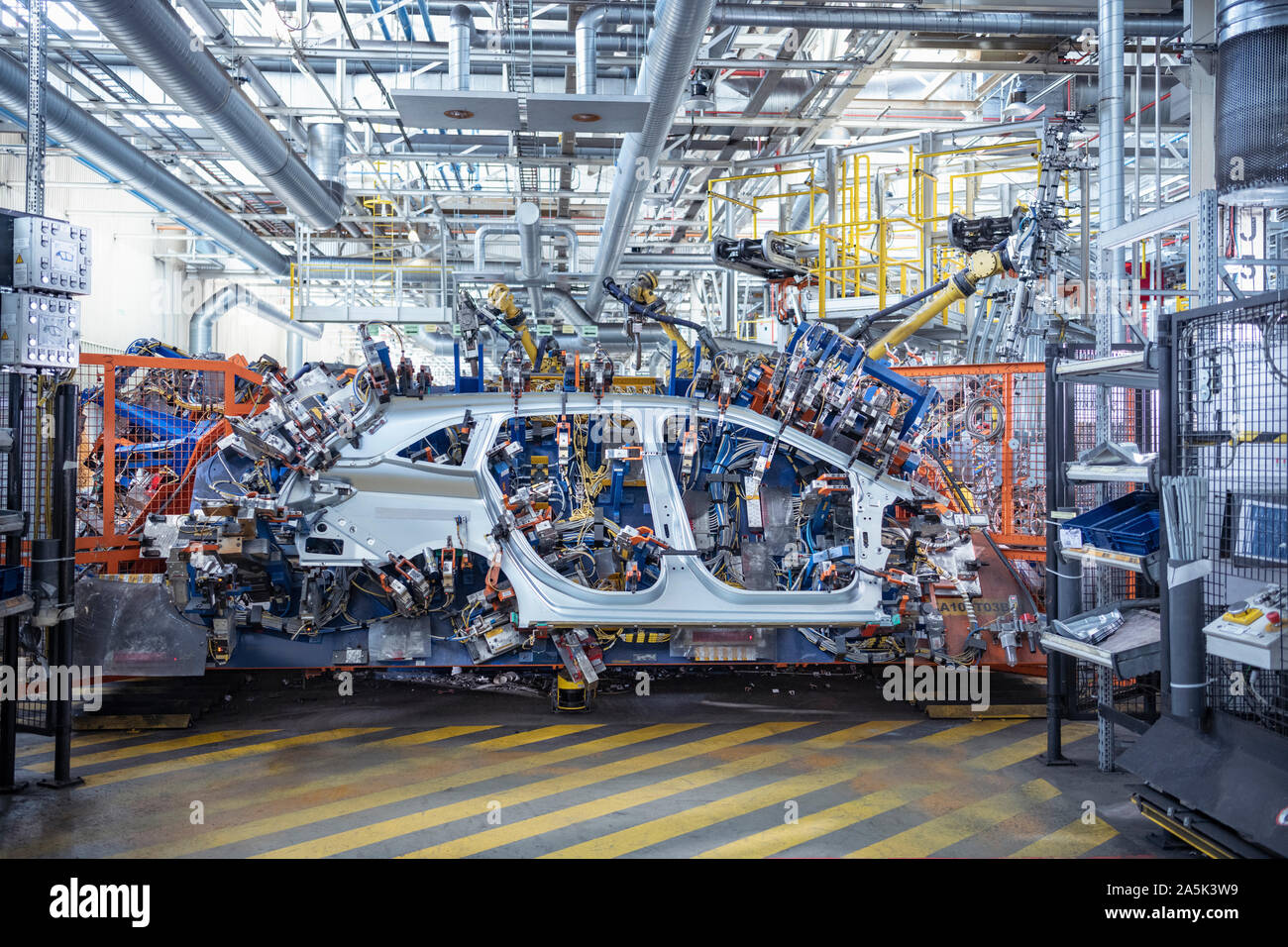 Car Body Welding High Resolution Stock Photography and Images - Alamy