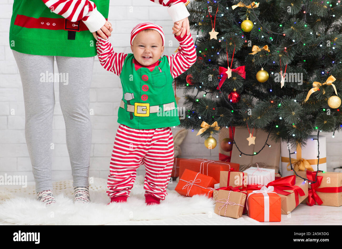 Baby elf hi-res stock photography and images - Alamy