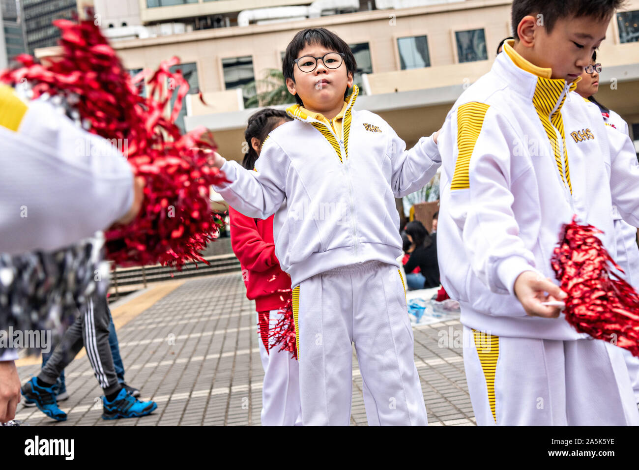 Hongkong school girls hi-res stock photography and images - Alamy