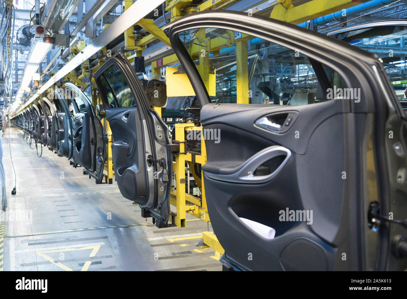 Car port door hi-res stock photography and images - Alamy