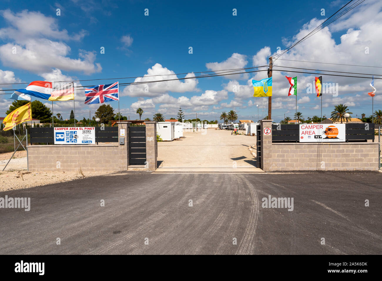 El Pinet Playa CAMPER PARK in La Marina, administered by the city of ...