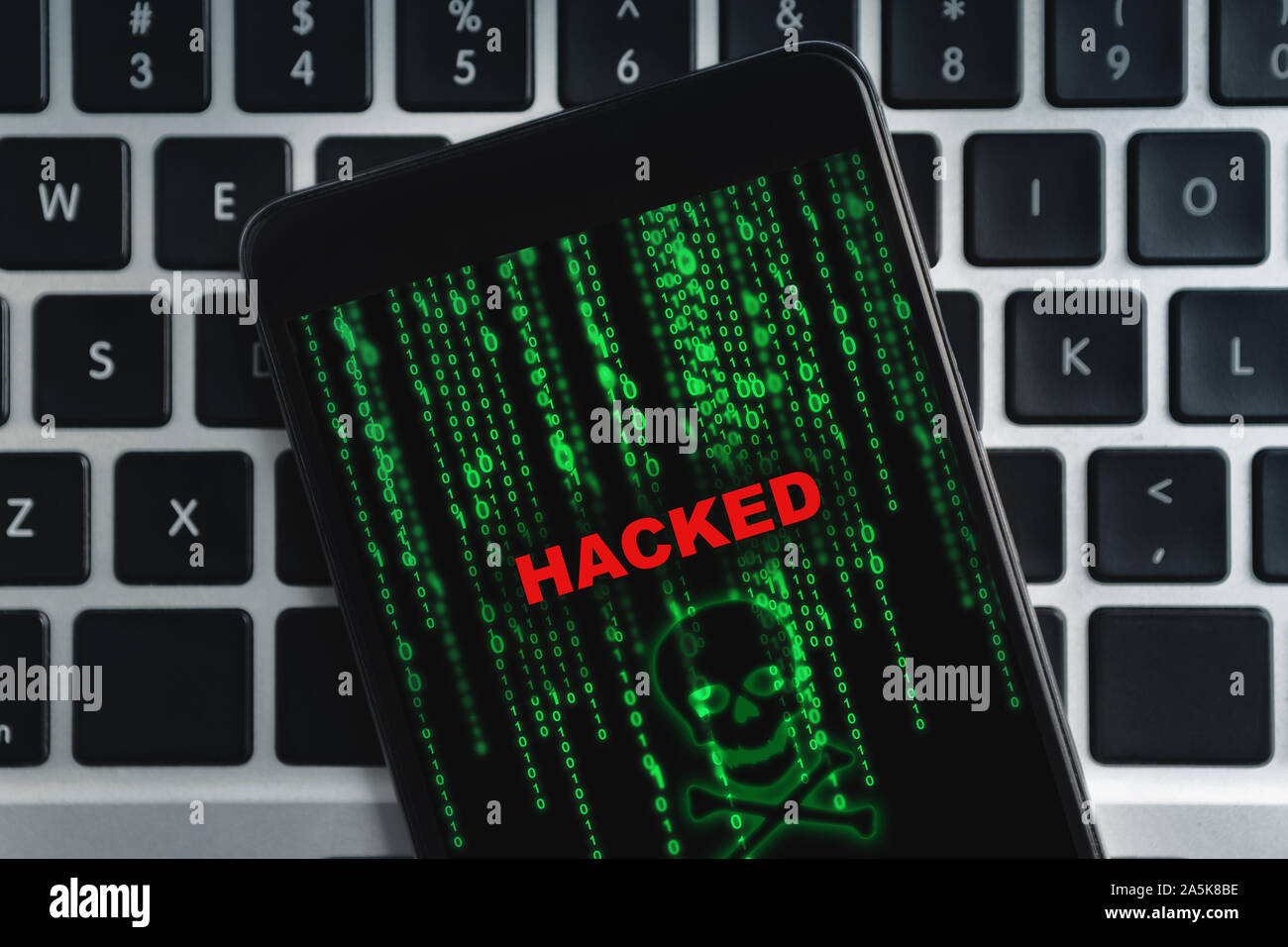 Hacker hacking software hi-res stock photography and images - Alamy