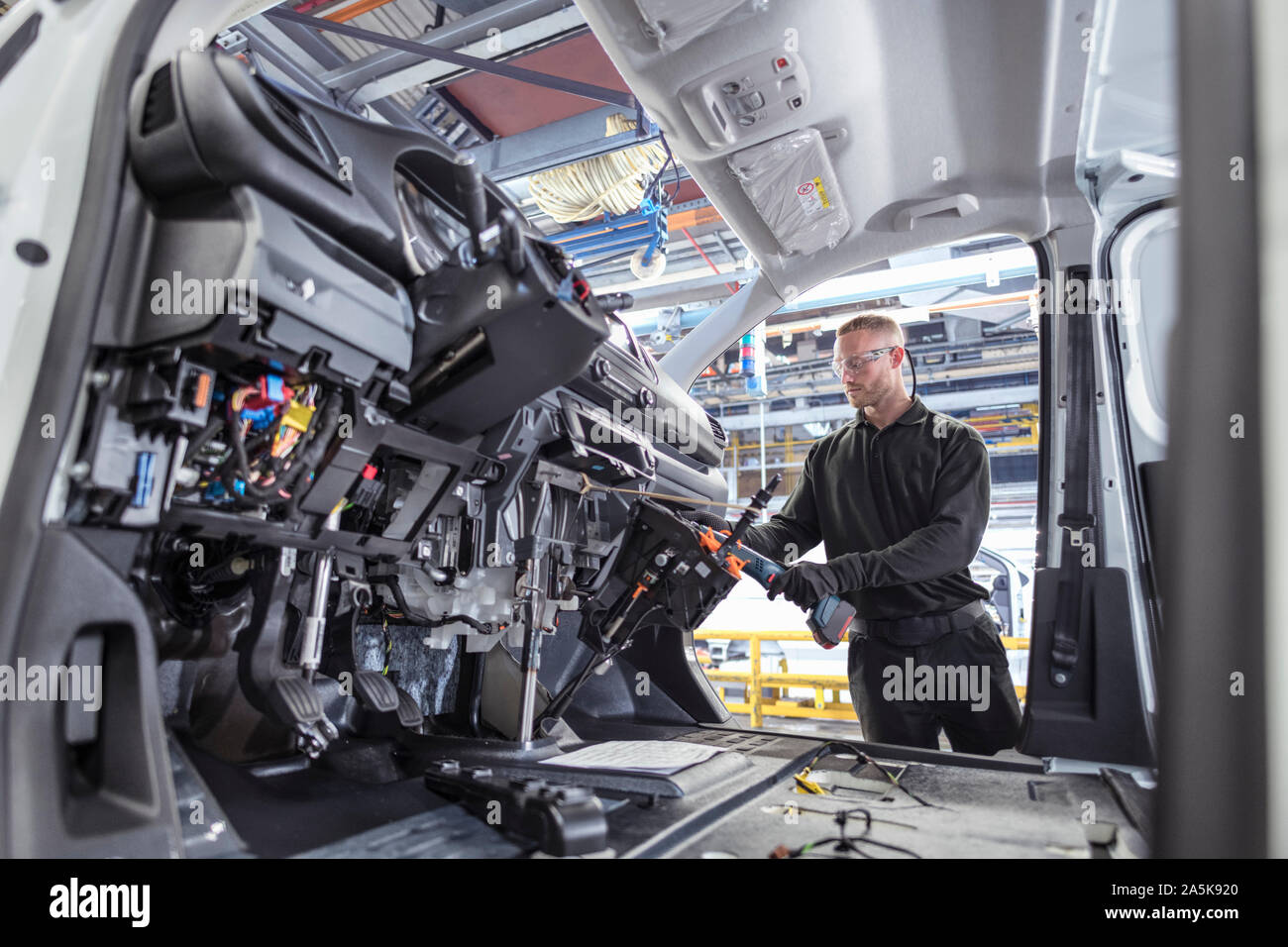 Large factory interior hi-res stock photography and images - Alamy