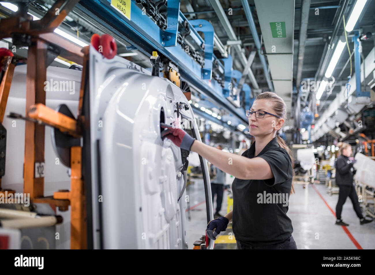 Production technology car hi-res stock photography and images - Alamy