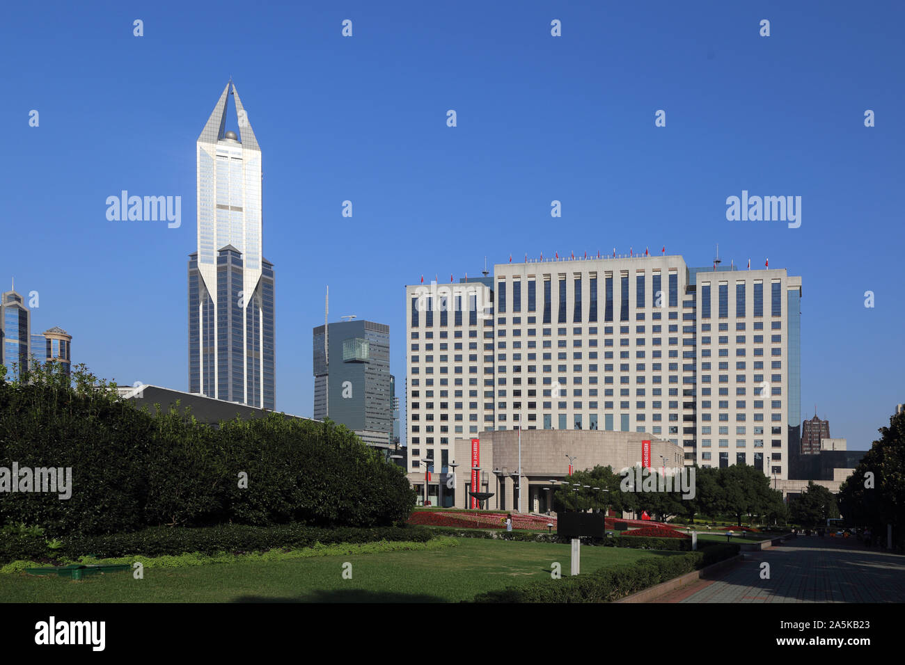 Shanghai people square hi-res stock photography and images - Alamy