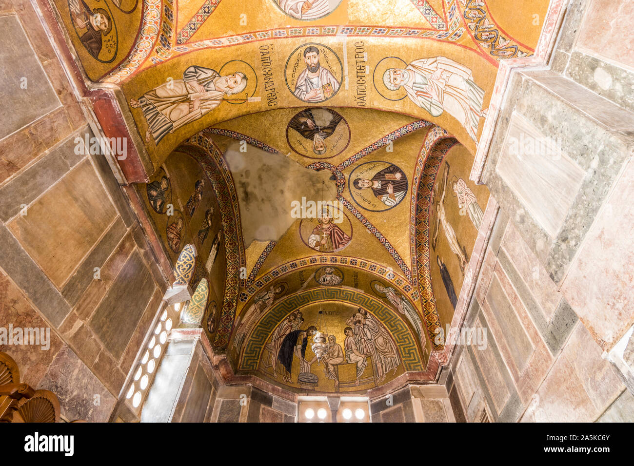 Hosios loukas interior hi-res stock photography and images - Alamy