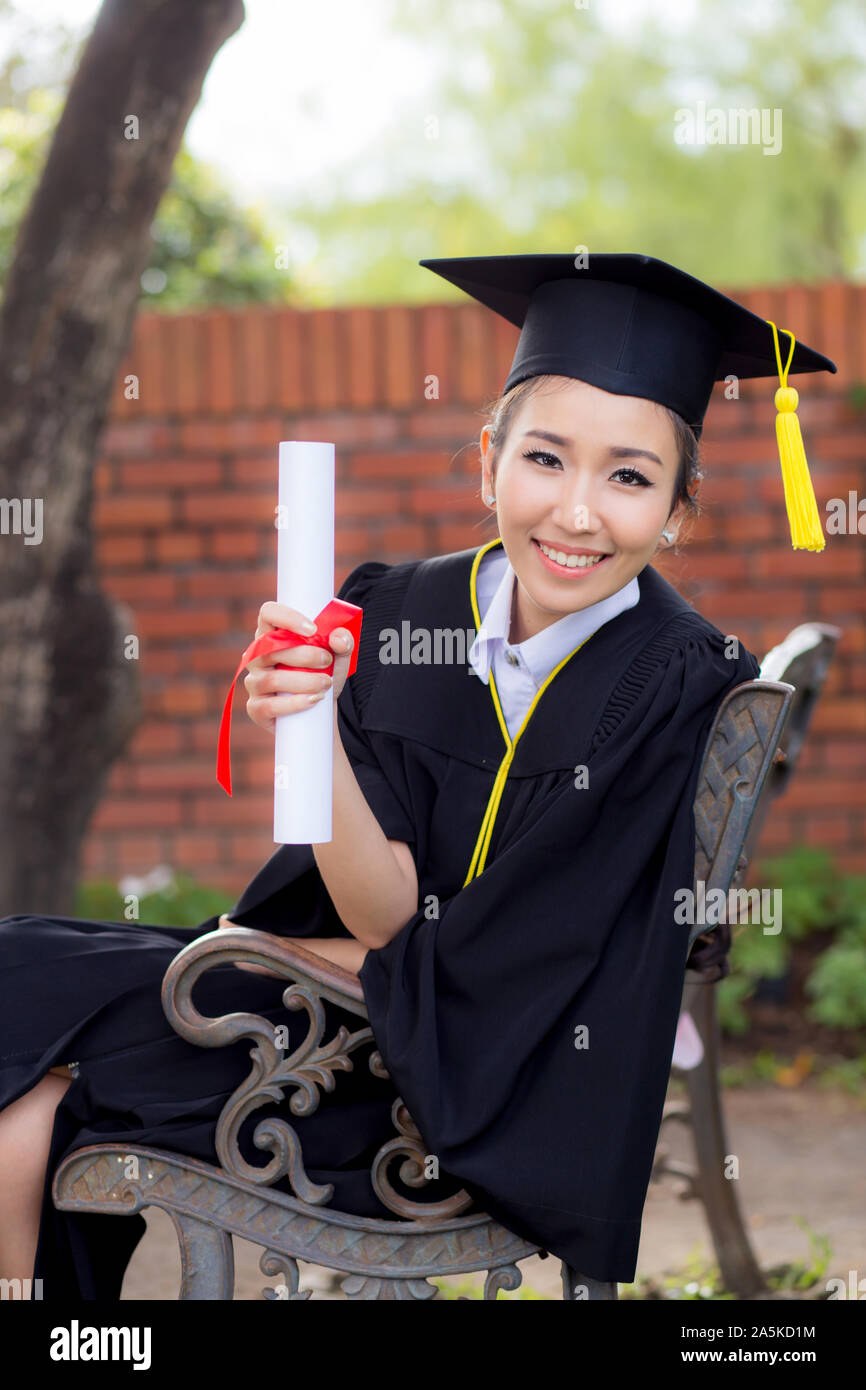 Happy graduated student girl, congratulations - graduate education ...