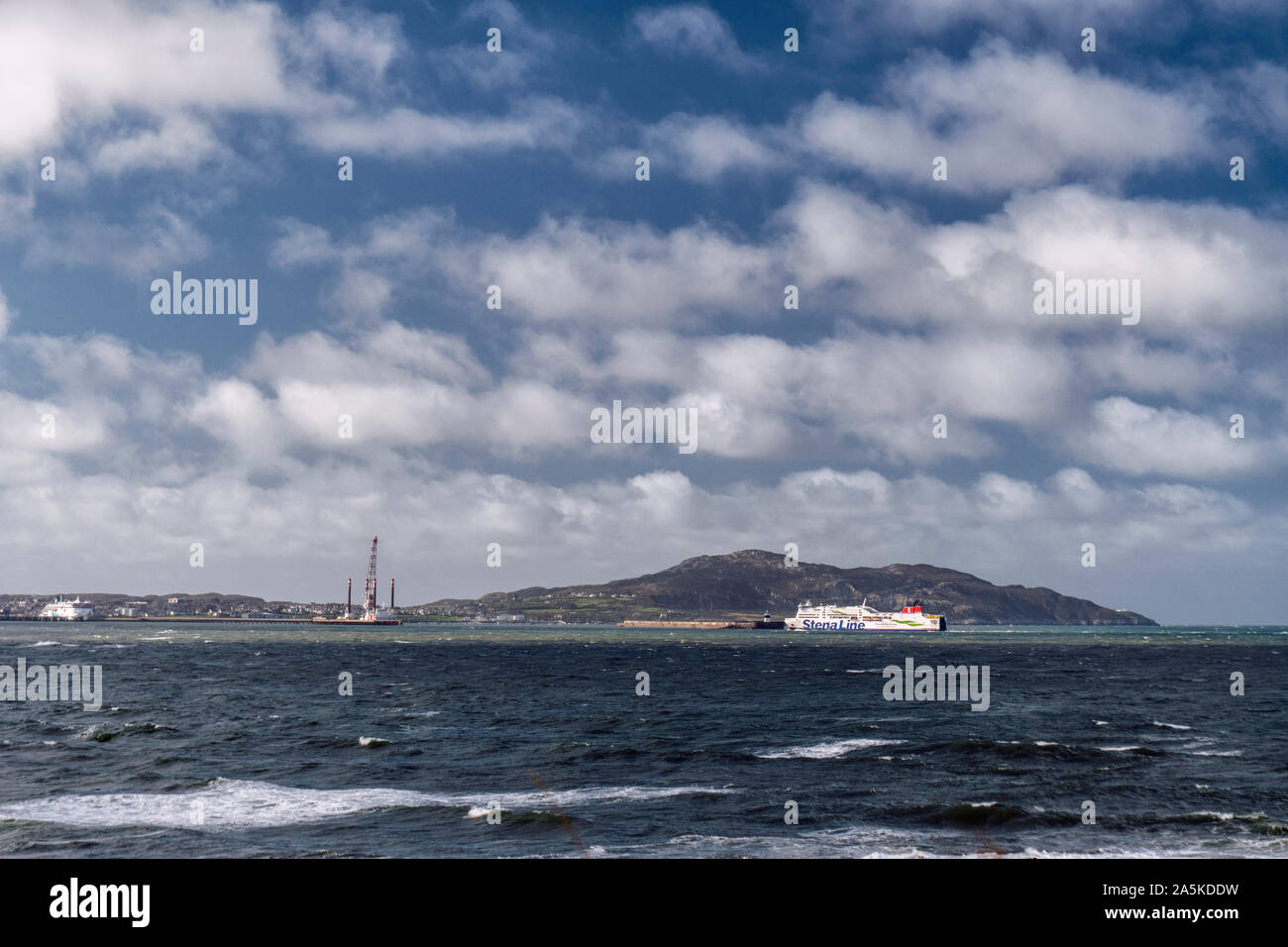 Ferry terminal holyhead hi-res stock photography and images - Alamy