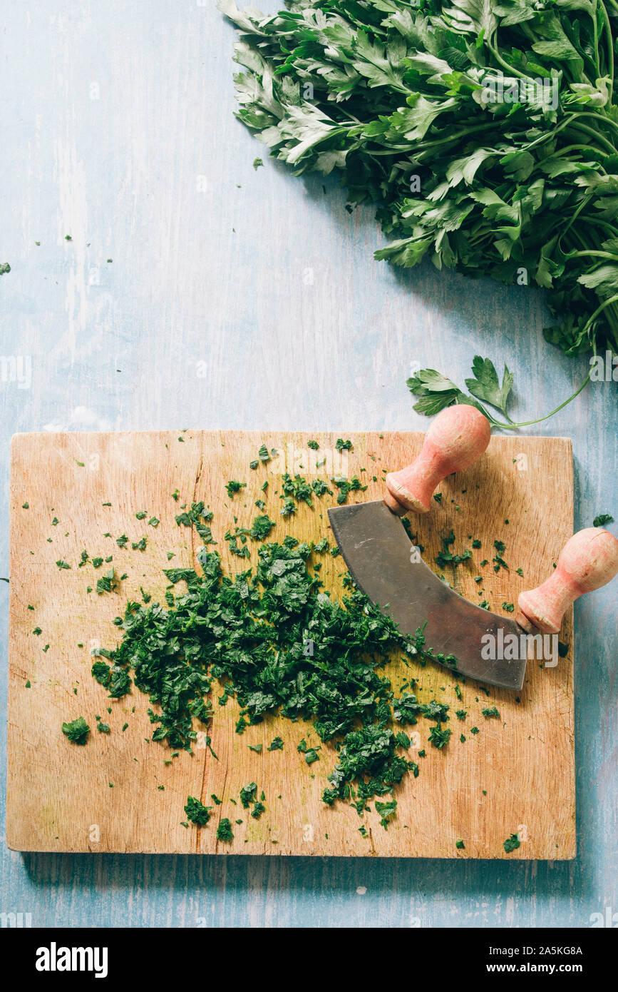 How to series cooking 101 guide, how to cut parsley, top view of fresh ...