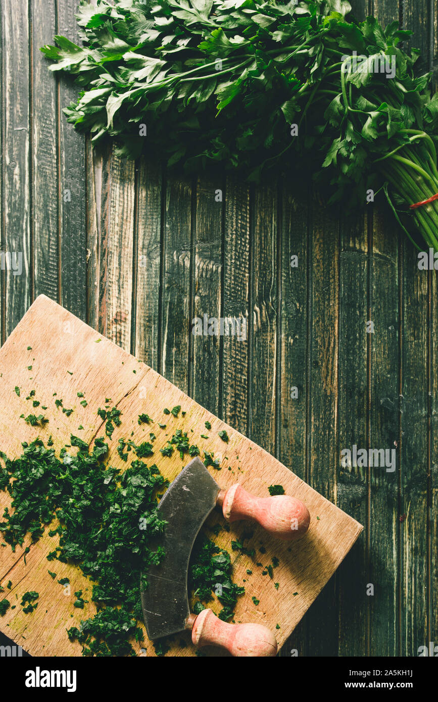 How to series cooking 101 guide, how to cut parsley, top view of fresh ...