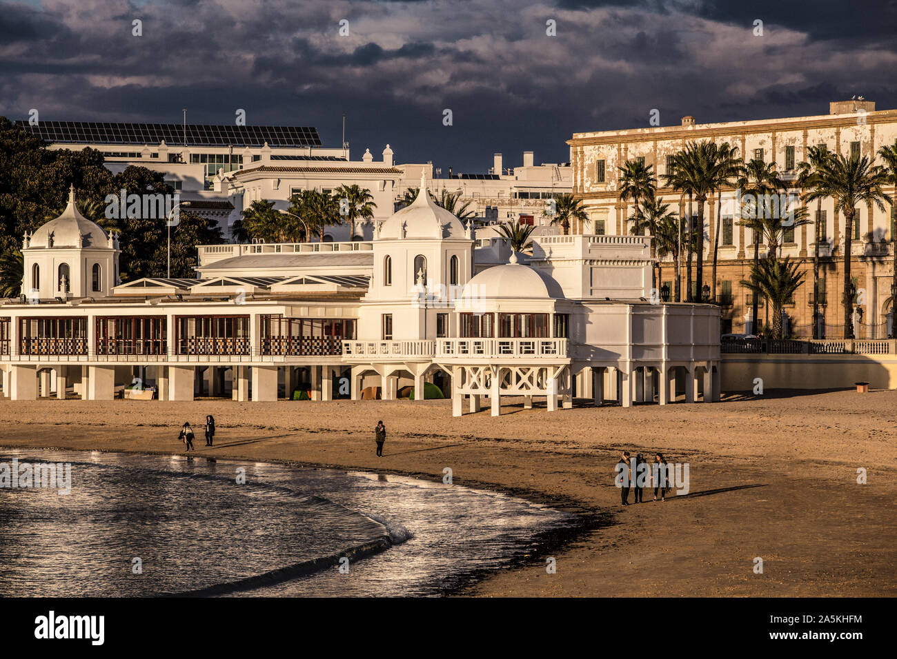 bay of Cadiz in Spain at the evening Stock Photo - Alamy