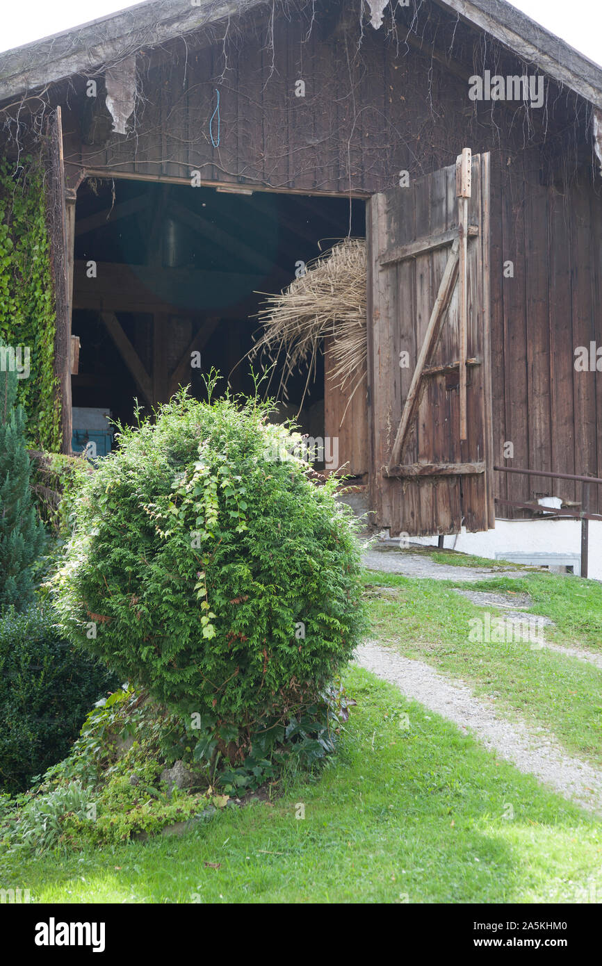 Old wooden barn bavaria germany hi-res stock photography and images - Alamy