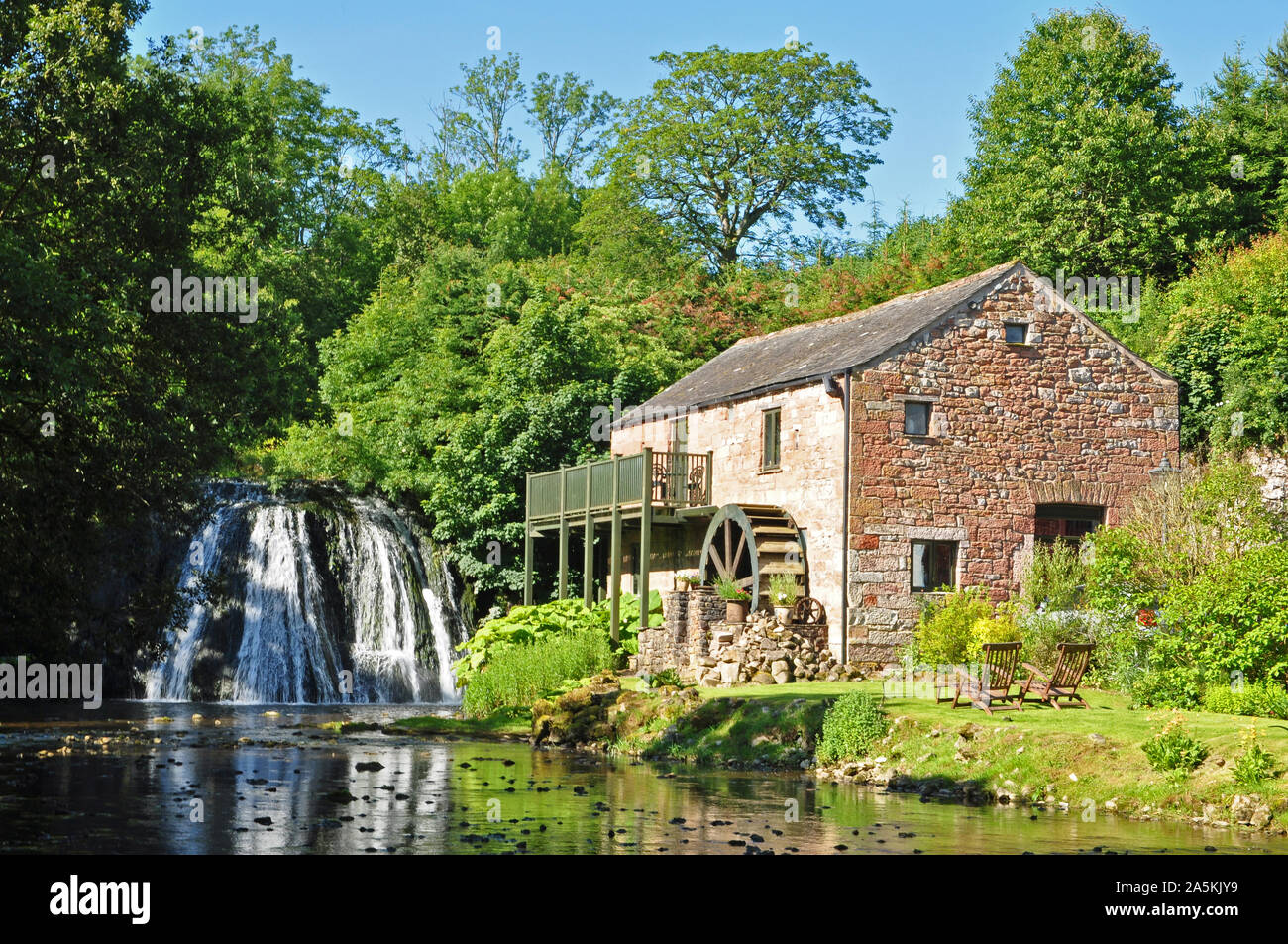 Rutter force waterfall hi-res stock photography and images - Alamy
