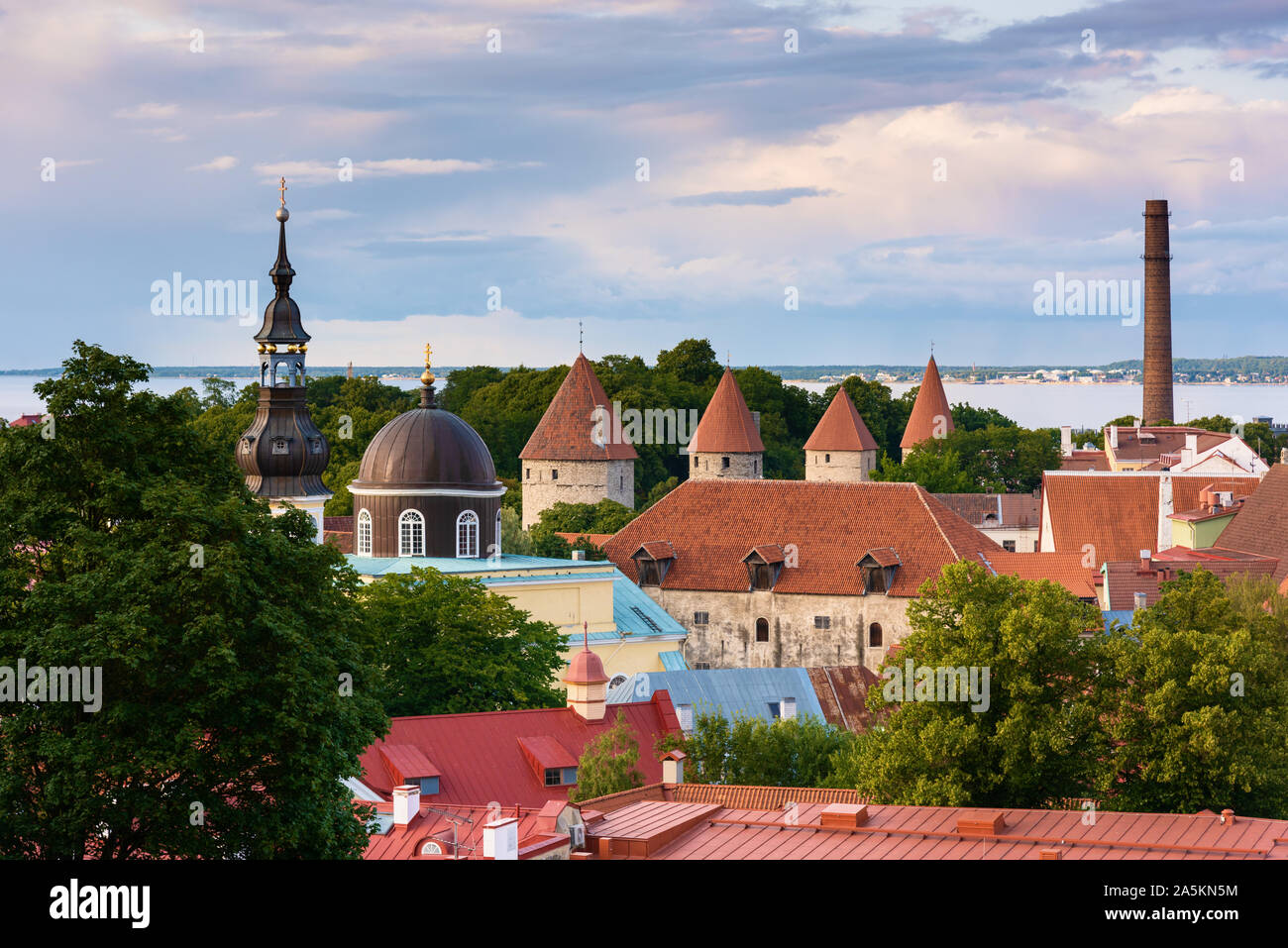 Tallinn skyline hi-res stock photography and images - Alamy