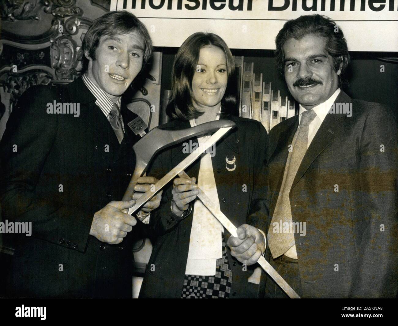 Jan. 09, 1974 - Actor OMAR SHARIF, right. (Credit Image: © Keystone ...