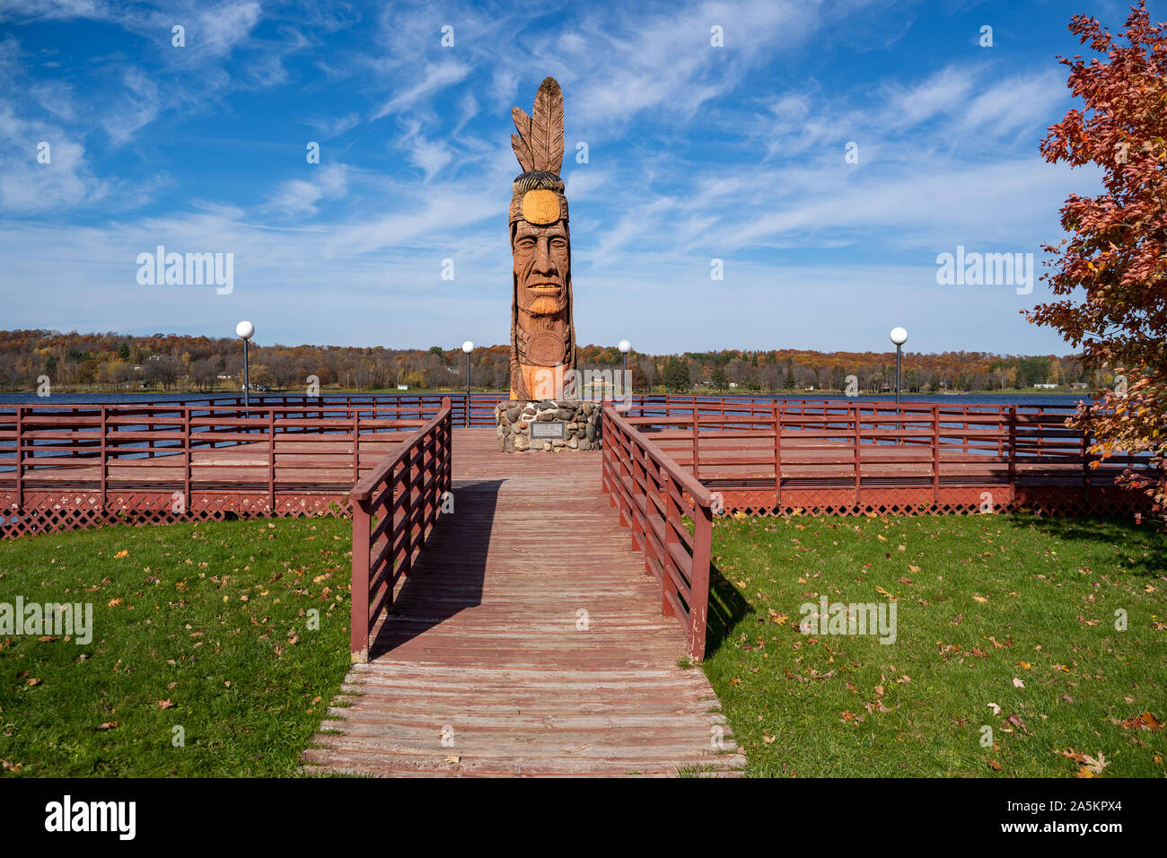 Wolf Totem Pole High Resolution Stock Photography and Images - Alamy