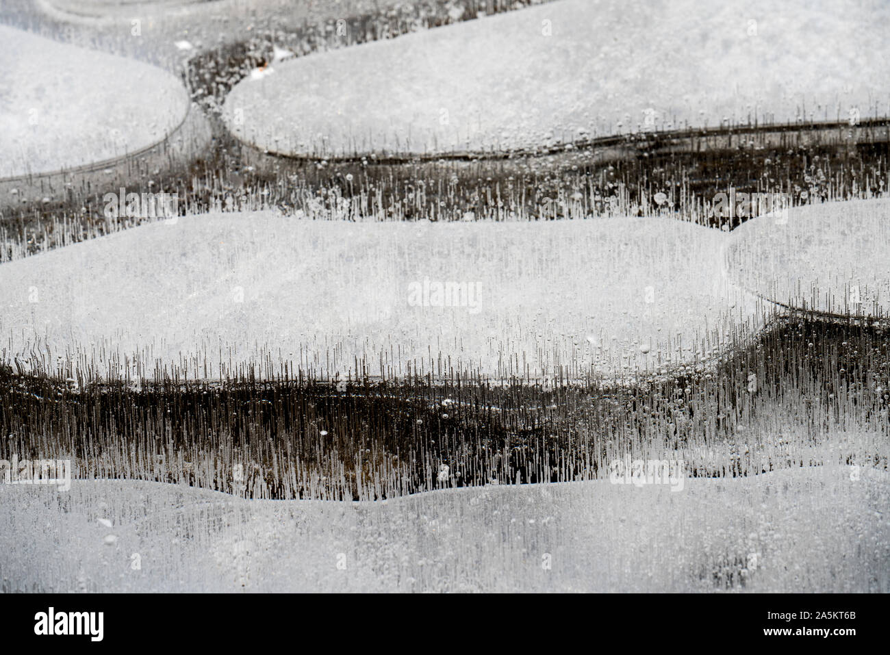 Transparent frozen shapes hi-res stock photography and images - Alamy
