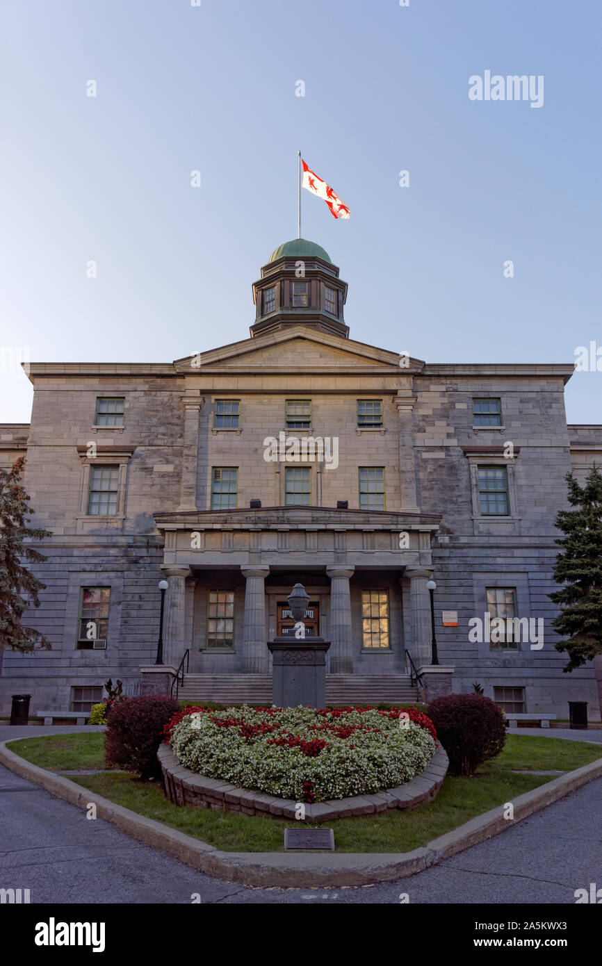 The mcgill university hi-res stock photography and images - Alamy