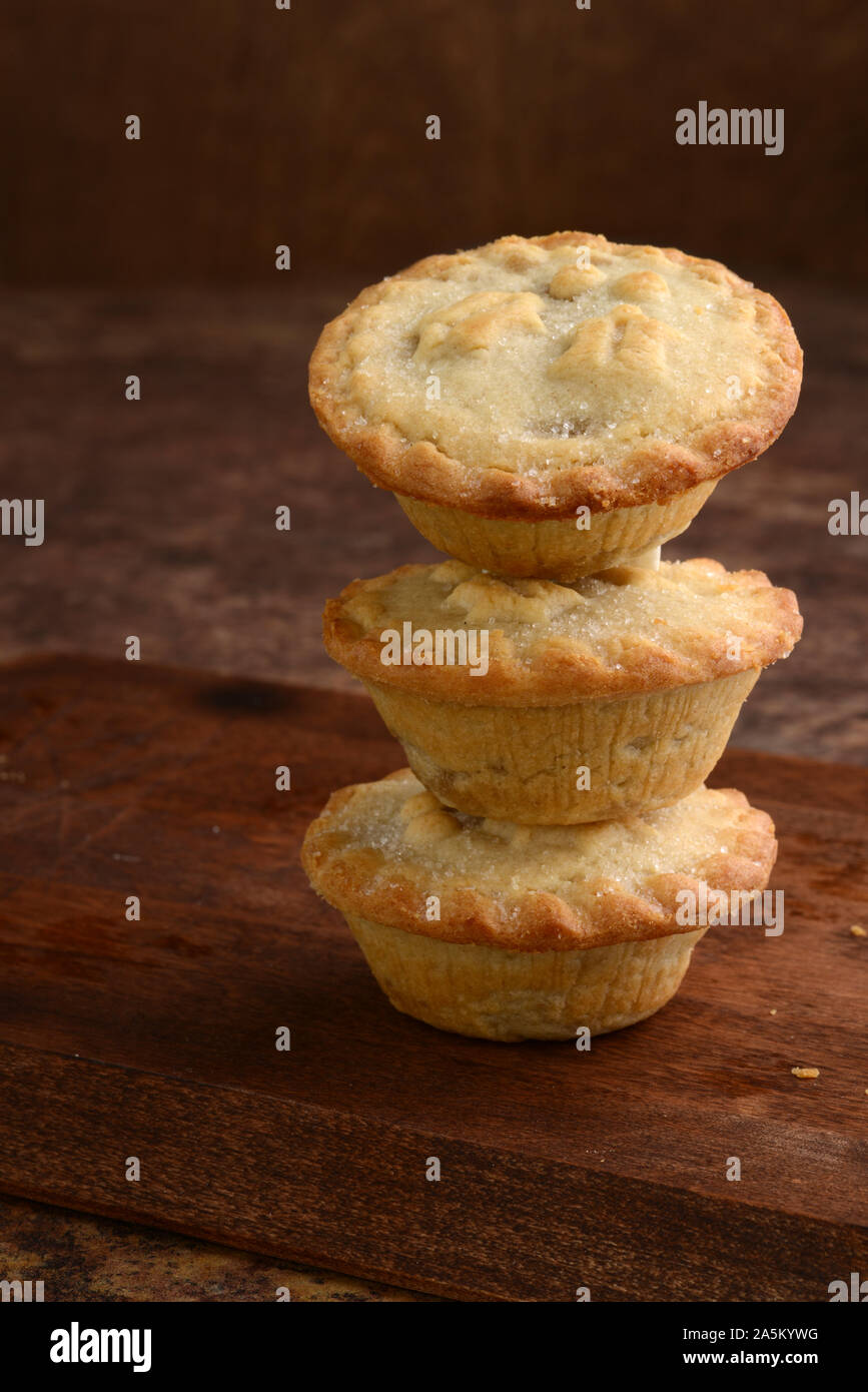 Stack of mince pies hi-res stock photography and images - Alamy