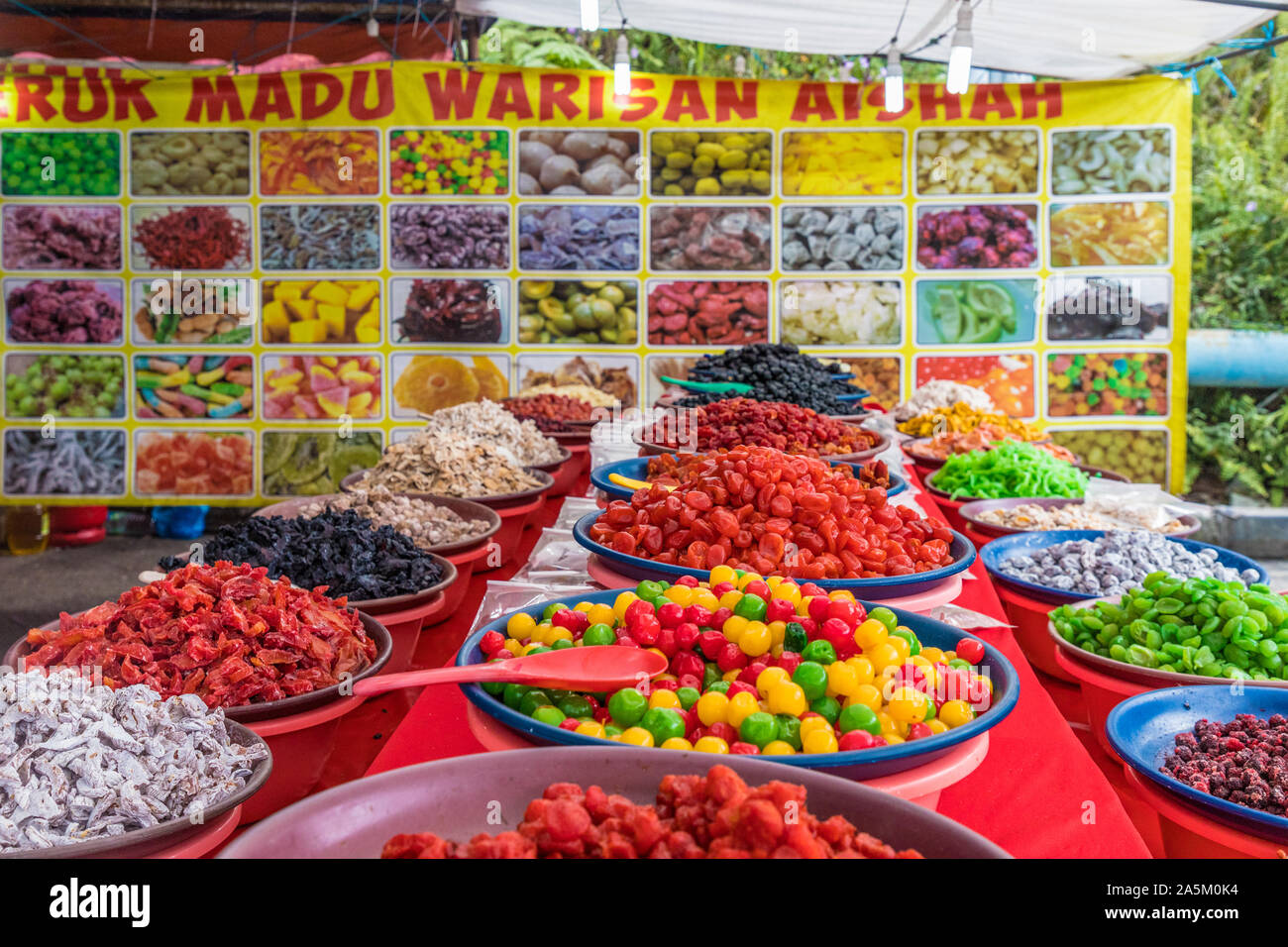 The Kea Farm Market in Cameron Highlands Stock Photo - Alamy