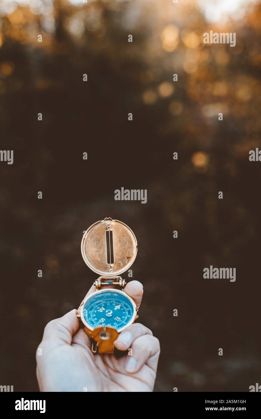 Vertical compas hi-res stock photography and images - Alamy