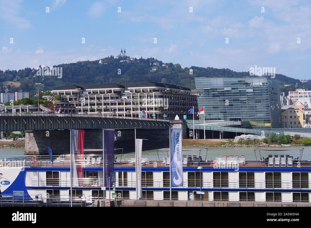 Lat 48 30729667 hi-res stock photography and images - Alamy