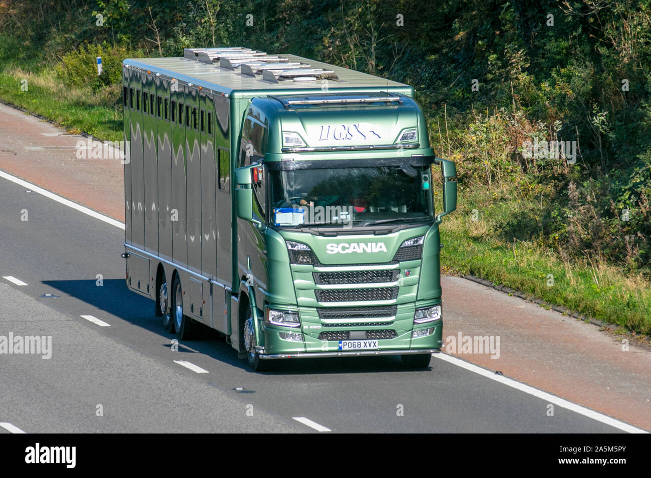 Green Haulage delivery trucks, haulage, lorry, animal transportation ...