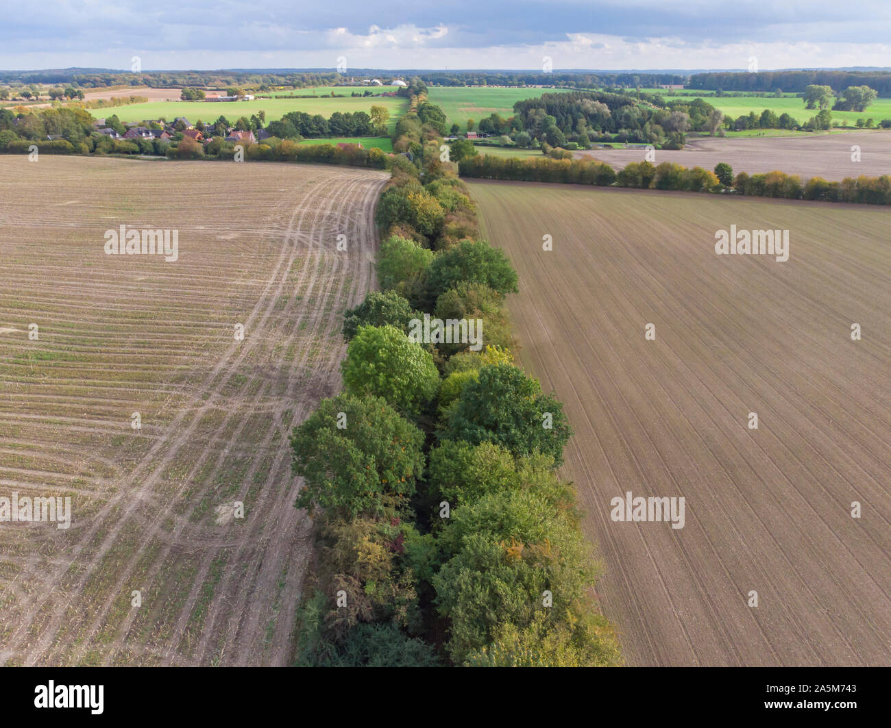 German countryside hi-res stock photography and images - Alamy