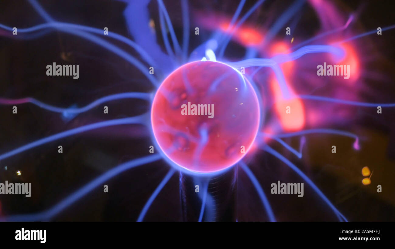 Plasma physics lab hi-res stock photography and images - Alamy