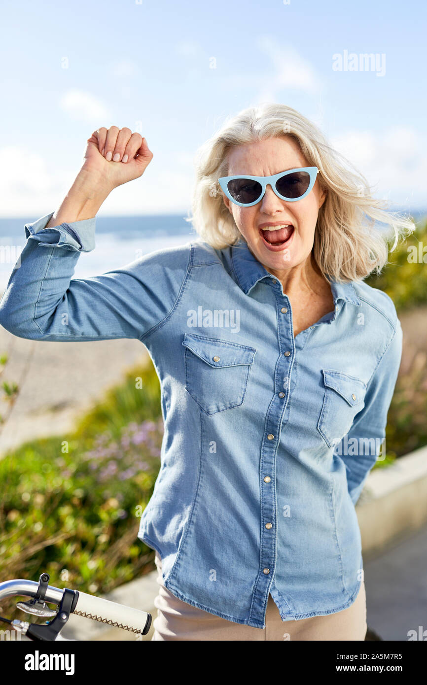 Portrait senior woman shouting hi-res stock photography and images - Alamy
