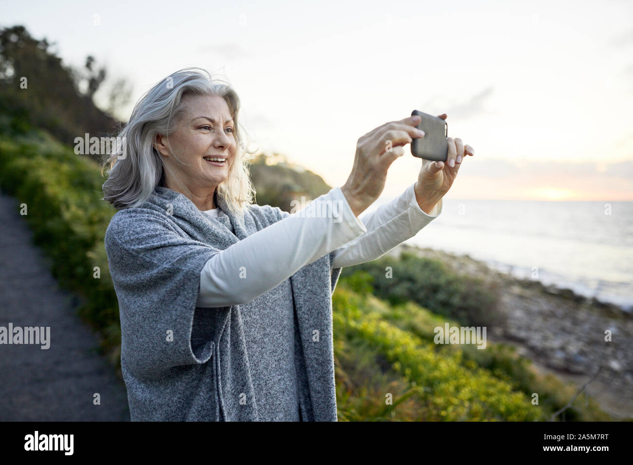 Medium side view smart senior hi-res stock photography and images - Alamy