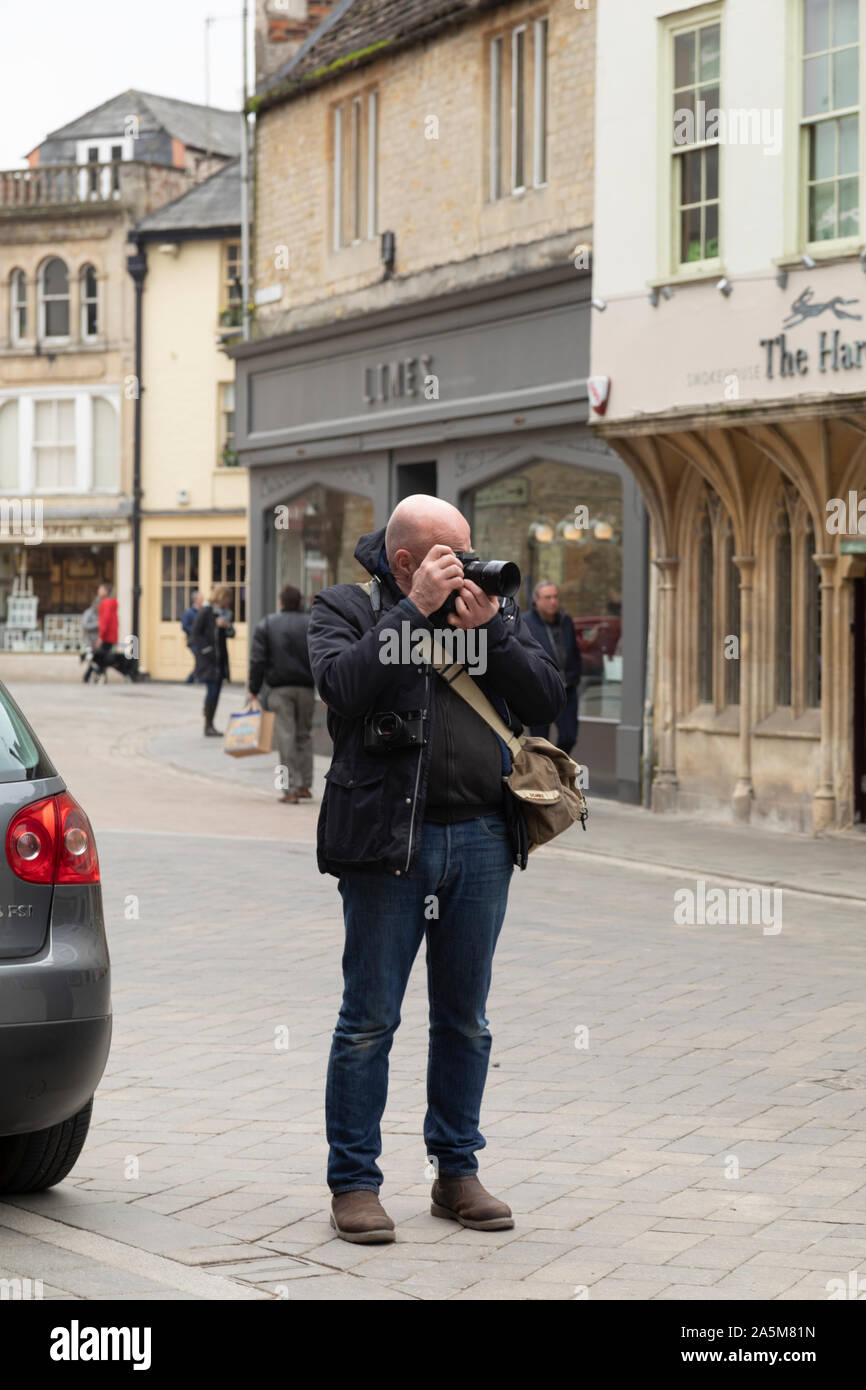 Shooting stock hi-res stock photography and images - Alamy