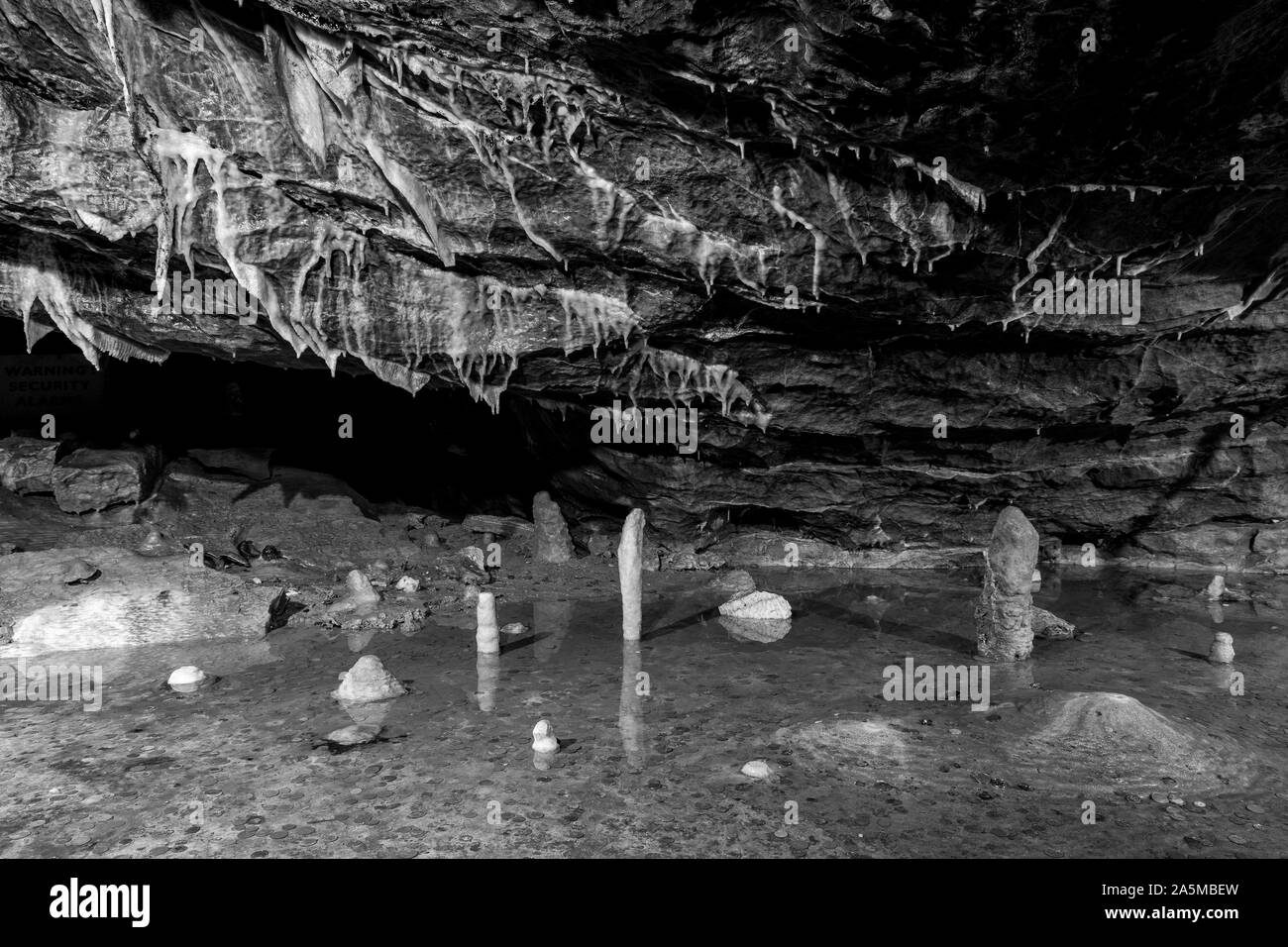 Underground cave formations Black and White Stock Photos & Images - Alamy