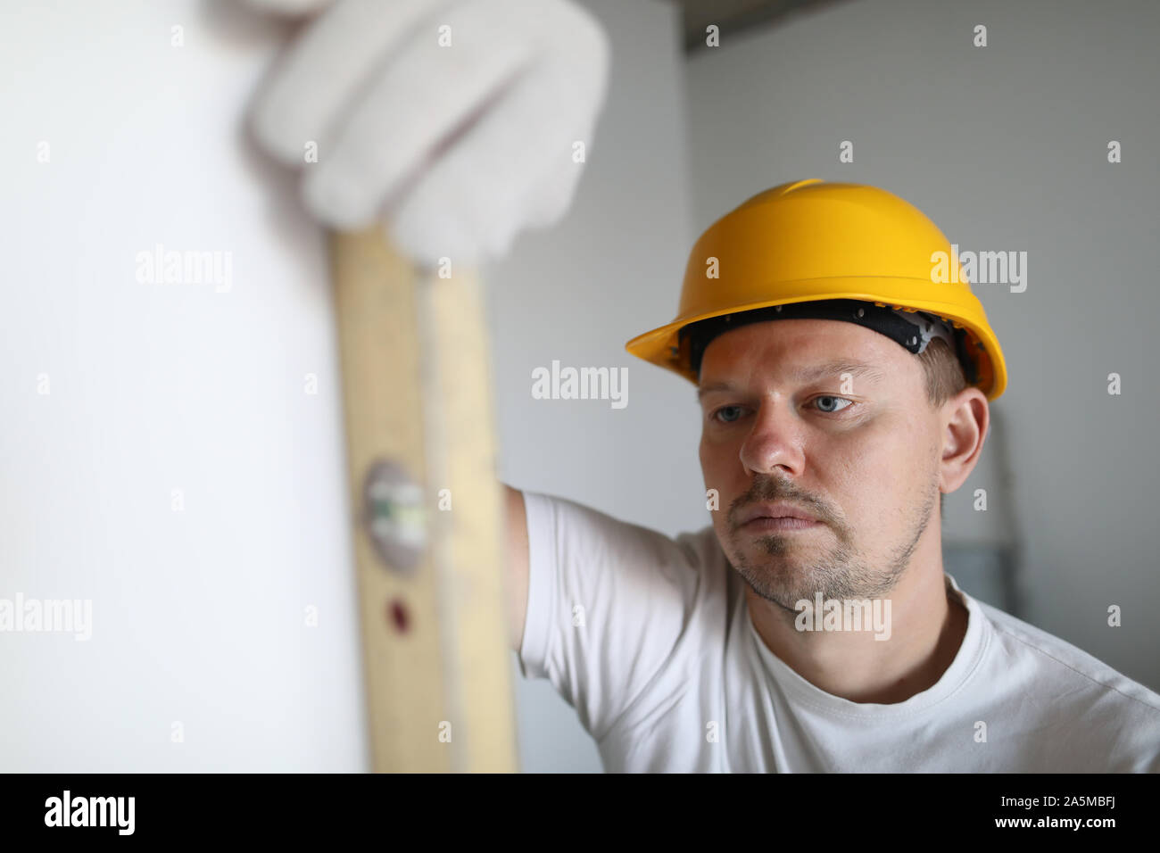 Hold building hi-res stock photography and images - Alamy