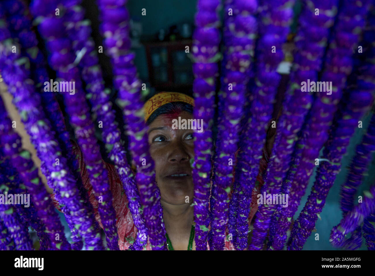 Hanged woman hi-res stock photography and images - Alamy