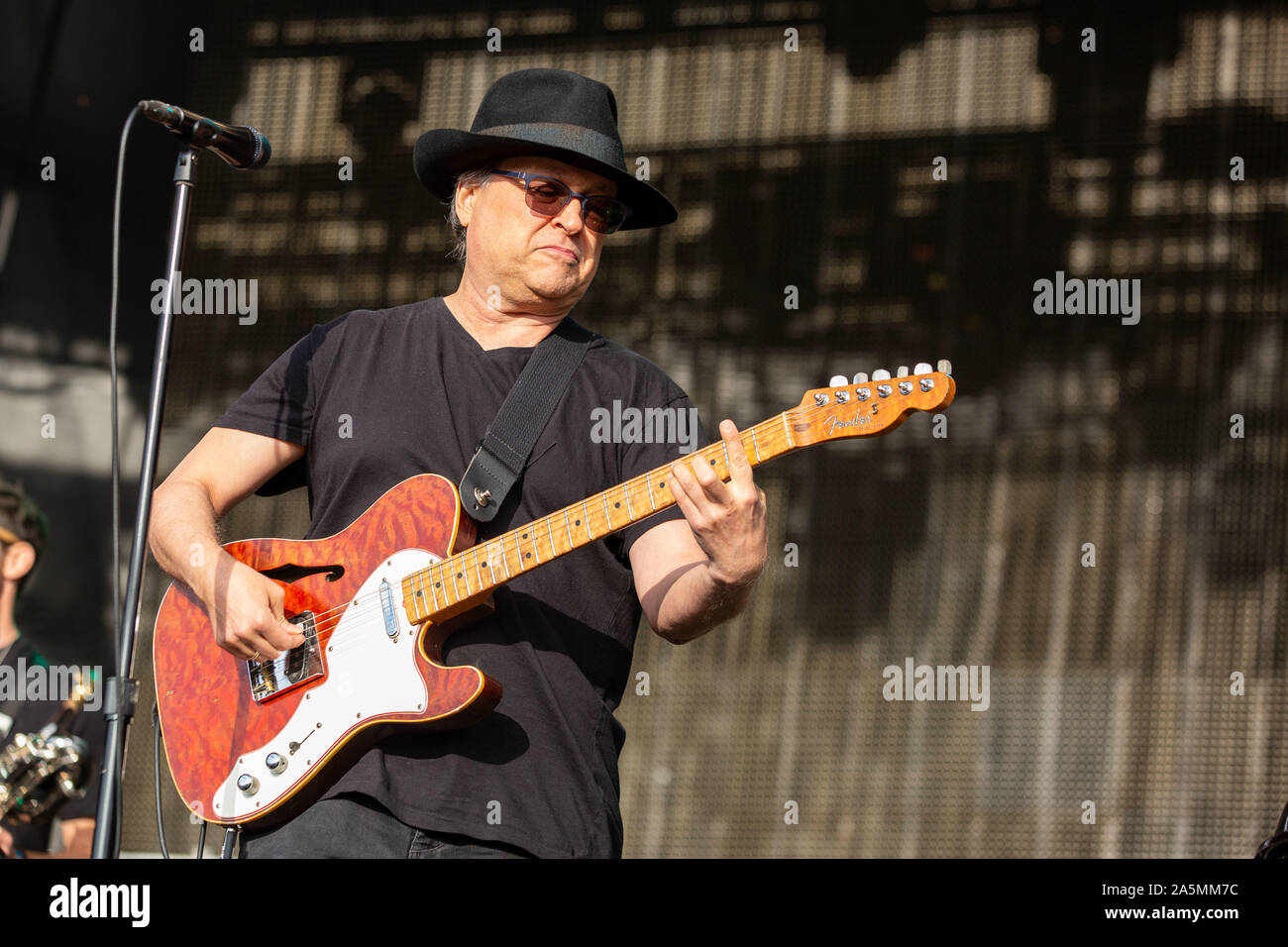 Gordon gano of the violent femmes hi-res stock photography and images ...
