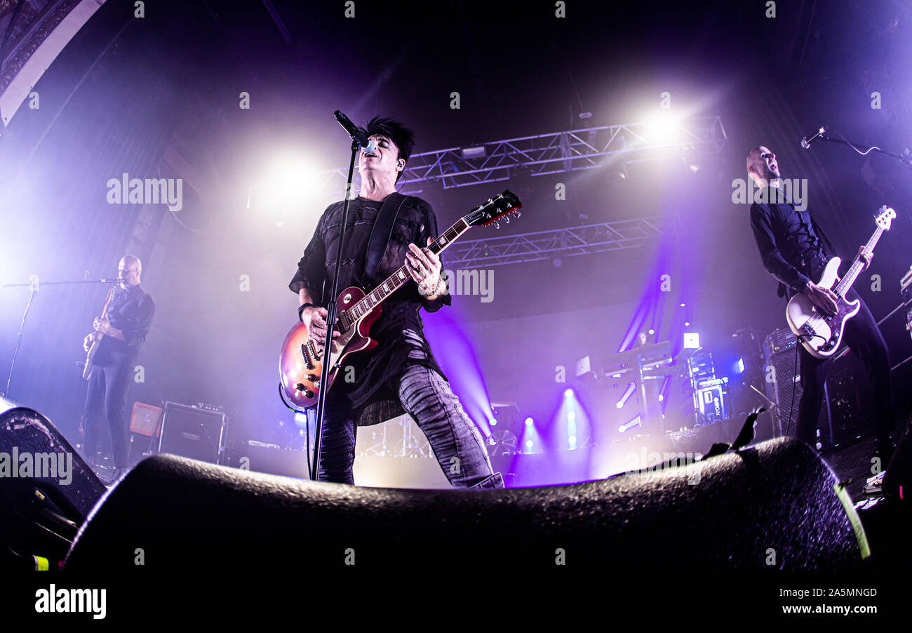 Raven numan hi-res stock photography and images - Alamy