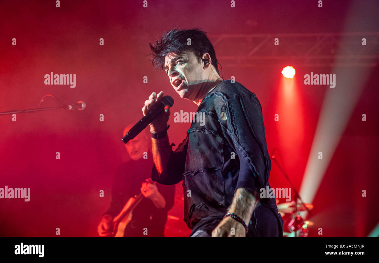 Gary numan hi-res stock photography and images - Alamy