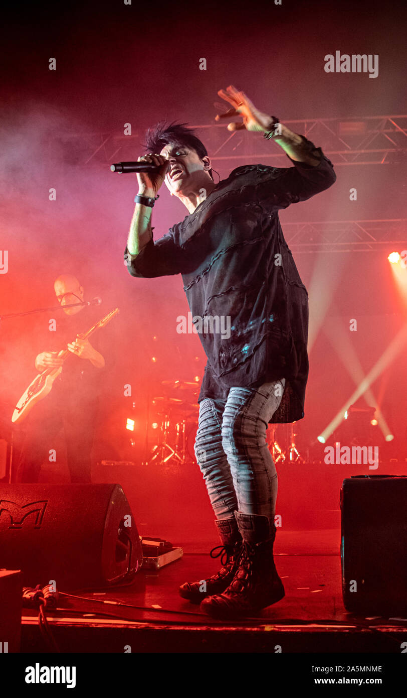 Raven numan hi-res stock photography and images - Alamy