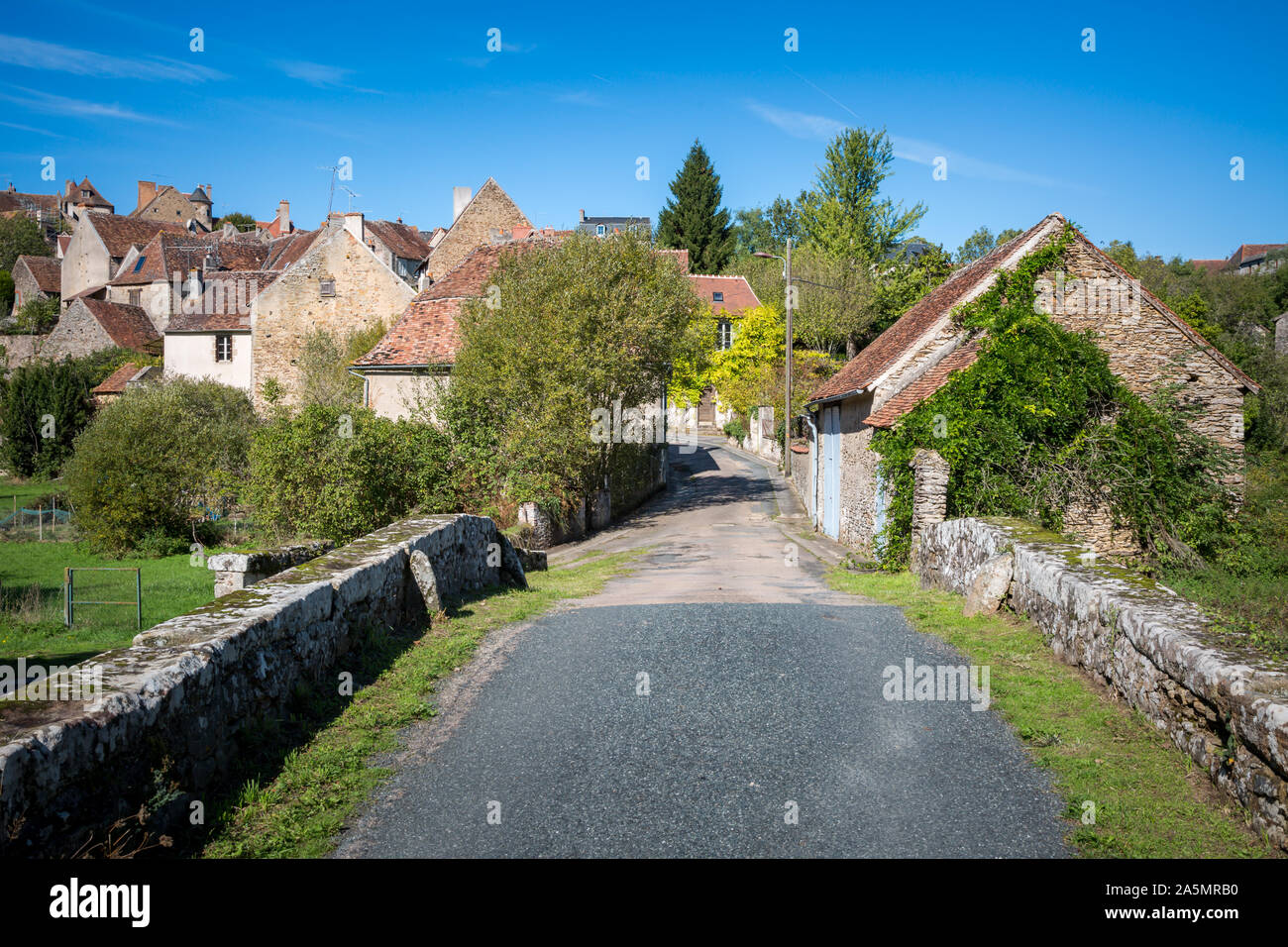 Sault village hi-res stock photography and images - Alamy