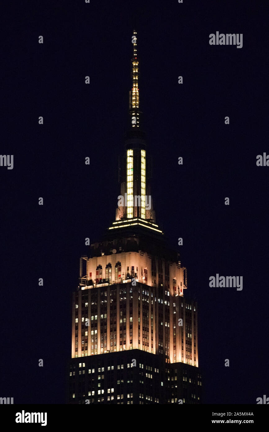 Gold guggenheim hi-res stock photography and images - Alamy