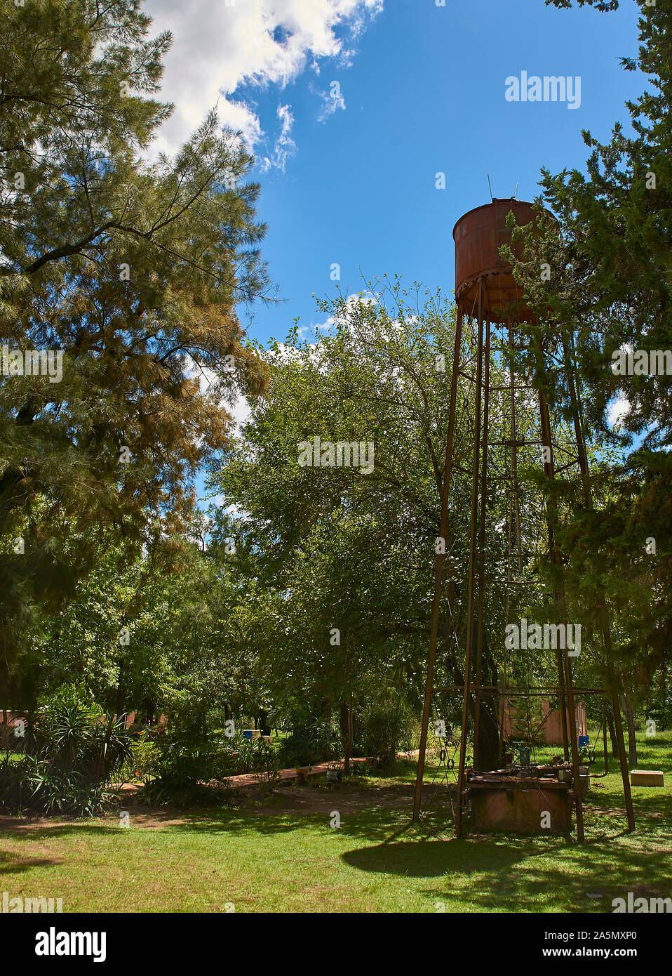 Old water tank hi-res stock photography and images - Alamy