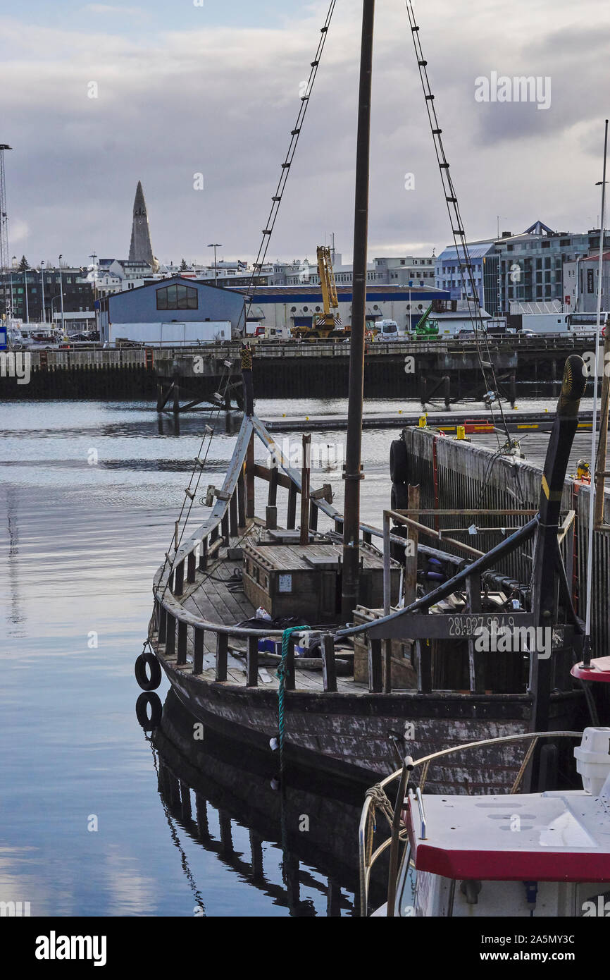 Old harbour building in front hi-res stock photography and images - Alamy