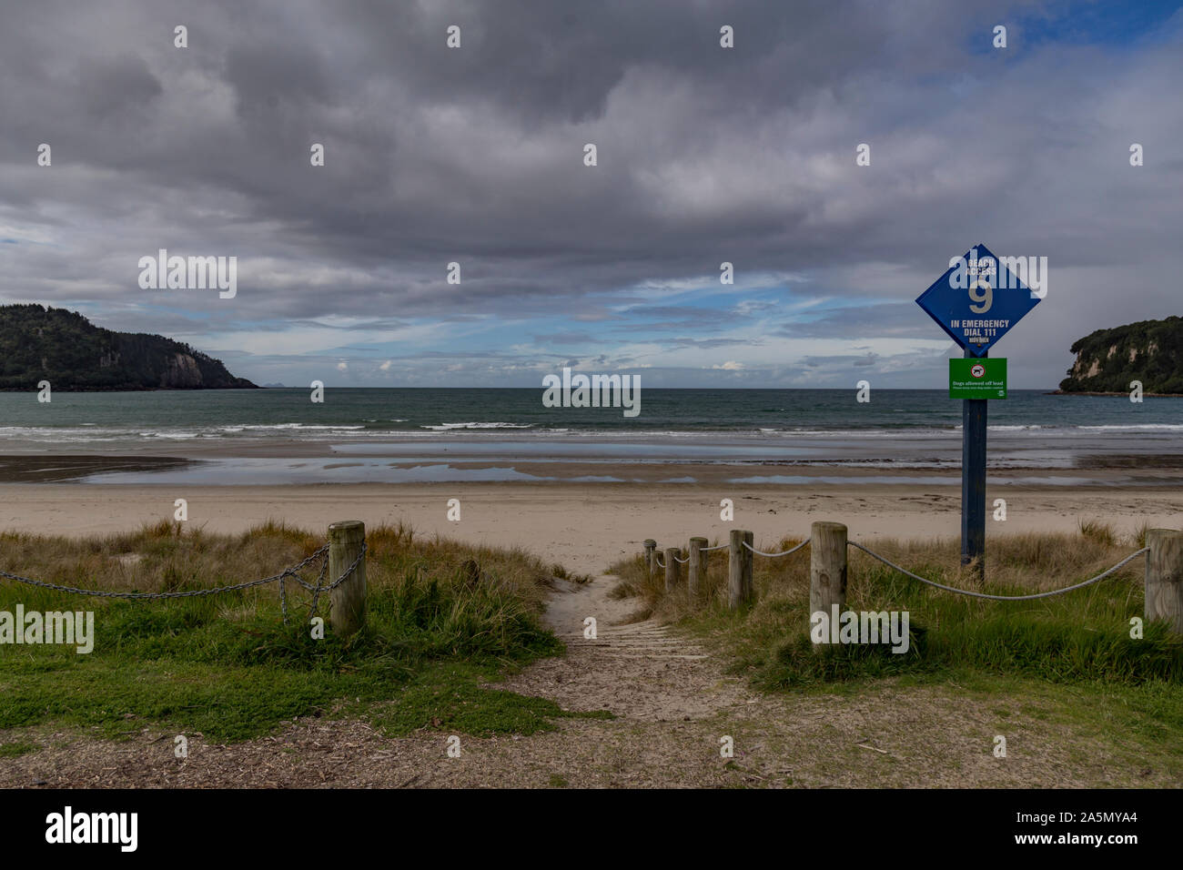 Whangamata beach hi-res stock photography and images - Alamy