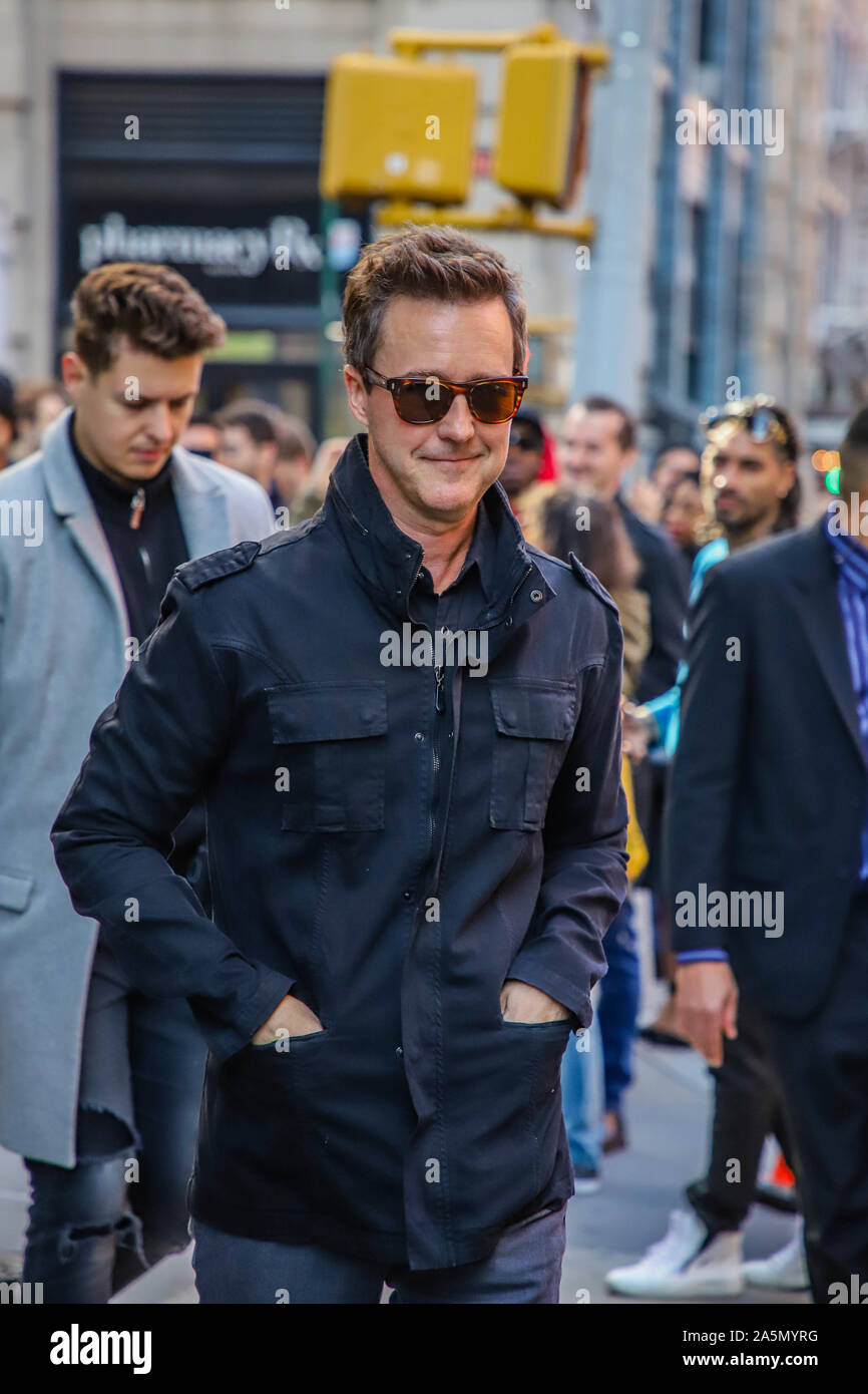 New York, NEW YORK, EUA. 21st Oct, 2019. Actor and director Edward ...