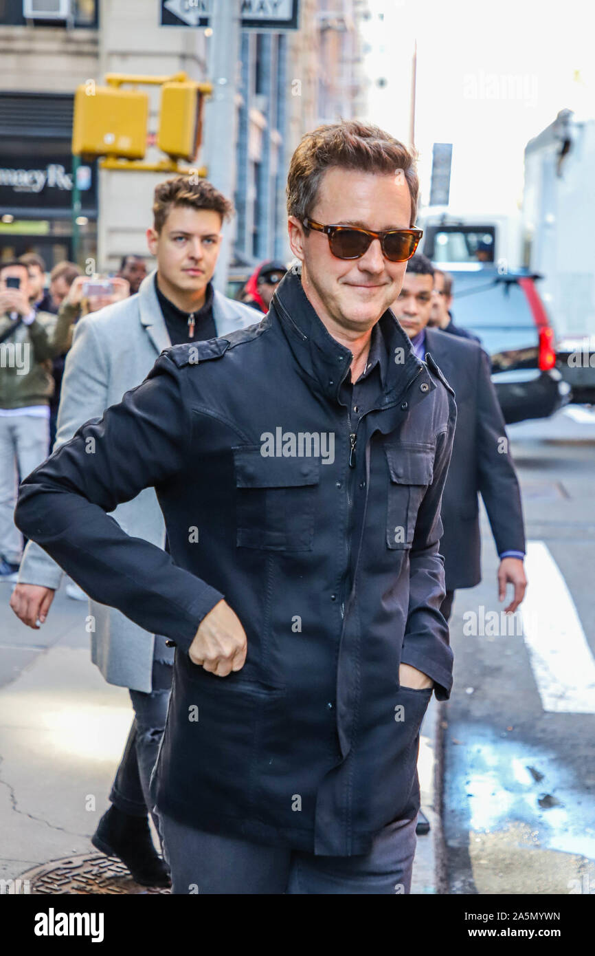 New York, NEW YORK, EUA. 21st Oct, 2019. Actor and director Edward ...