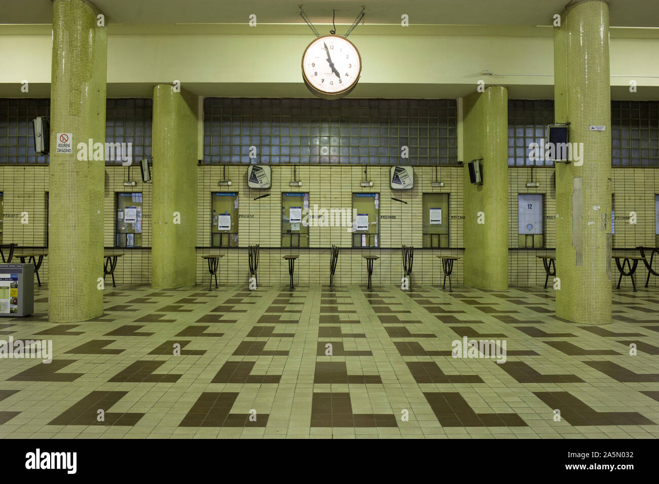 Railway station terminal in hi-res stock photography and images - Alamy