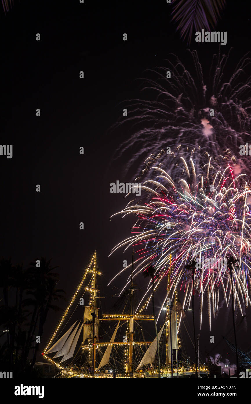 big bay boom fireworks san diego over star of india and HMS Surprise ...