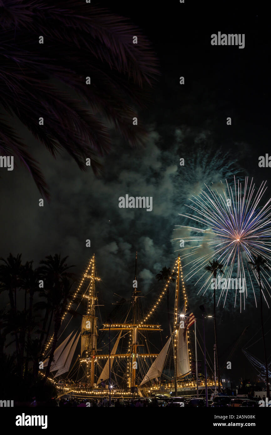big bay boom fireworks san diego over star of india and HMS Surprise ...