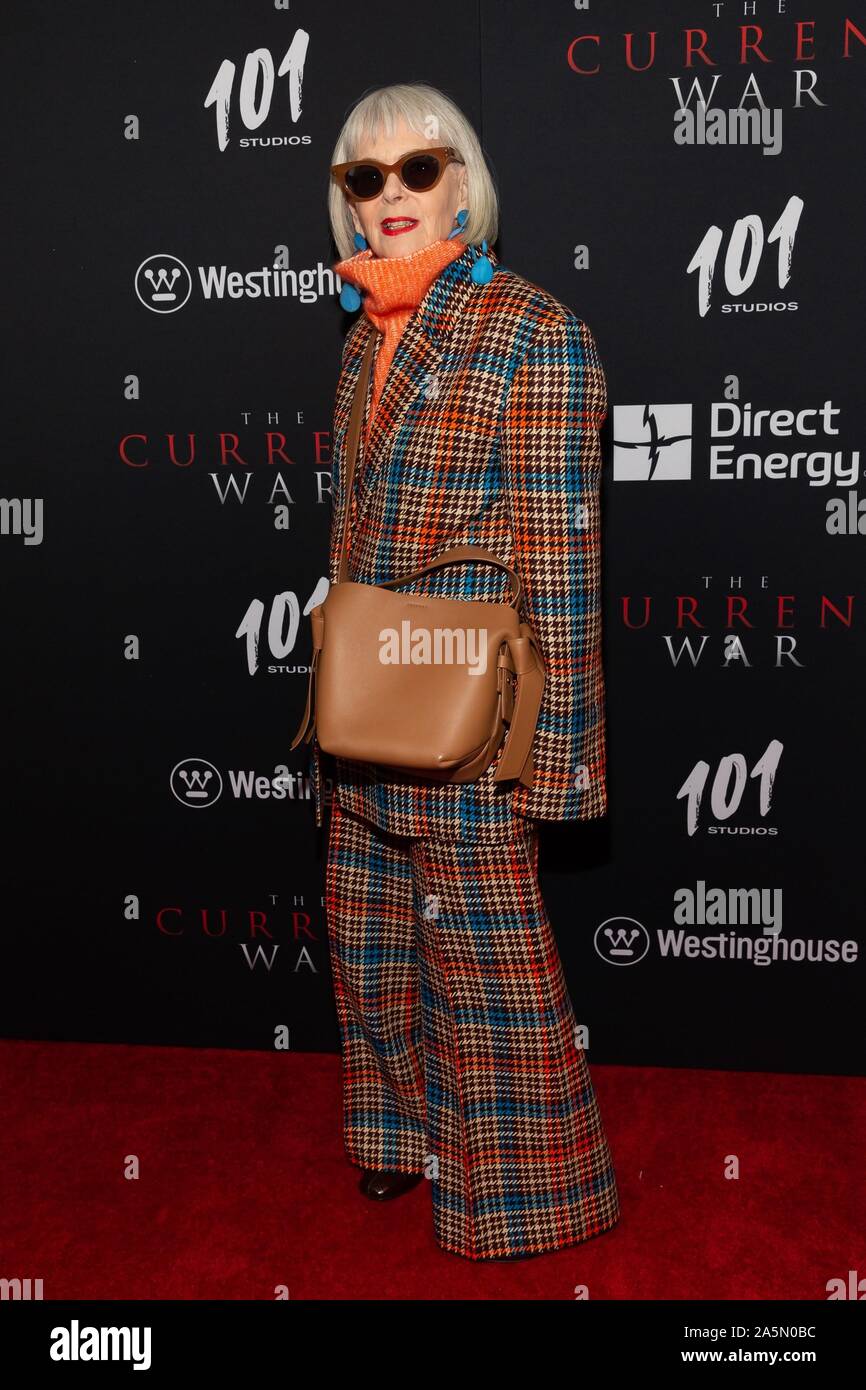 New York, NY, USA. 21st Oct, 2019. Lyn Slater, aka, Accidental Icon at ...